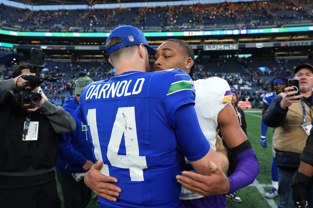 Justin Jefferson bails on media after career-worst game as Vikings ...