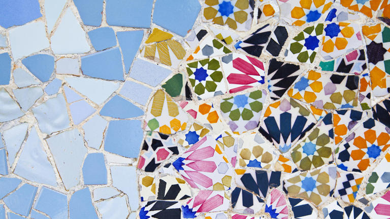 Transform A Cracked Concrete Patio Into A Beautiful Tiled Oasis With ...