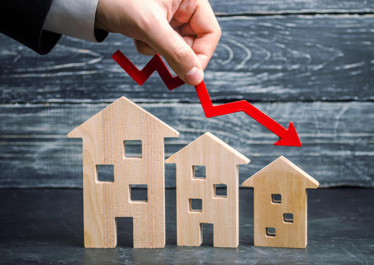 Will mortgage interest rates drop this December? Everything to consider now