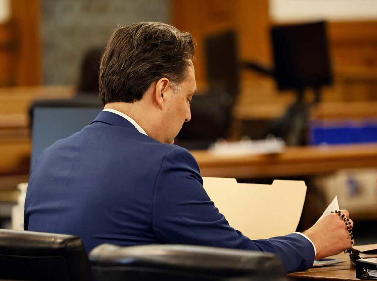 Brian Walshe trial LIVE: Investigator questioned as jurors hear interviews