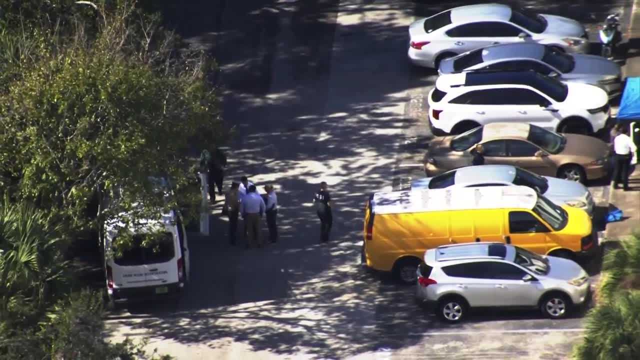 1 dead, 1 injured in early morning shooting in Melbourne