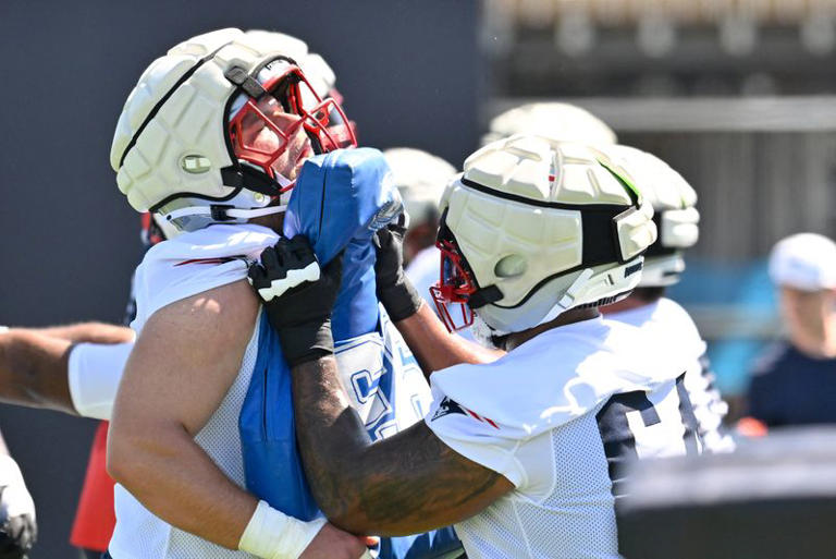 Pats C Garrett Bradbury (illness) questionable vs. Giants