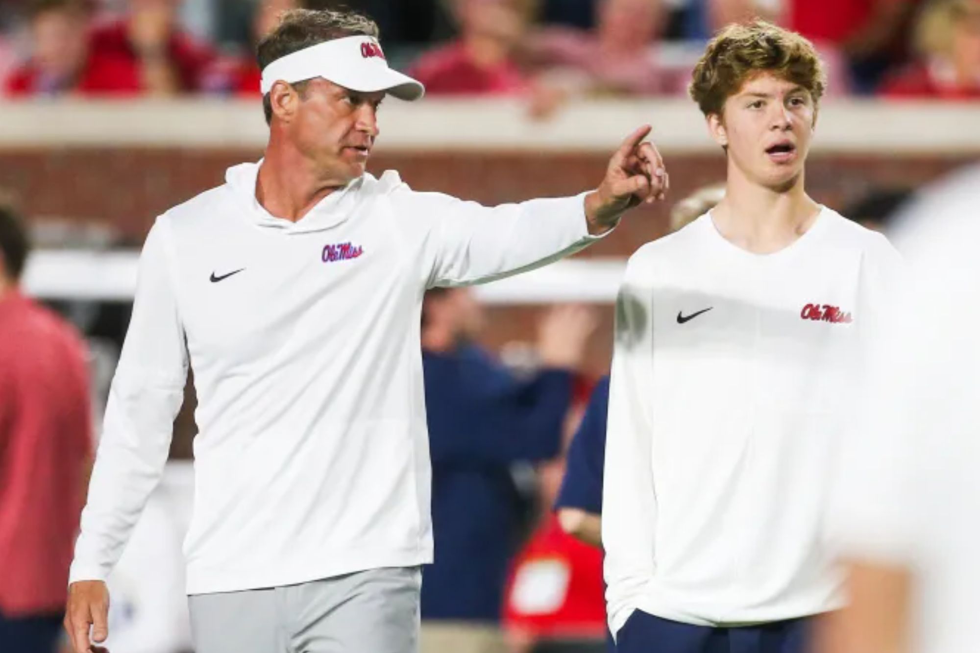 Lane Kiffin’s son pens brief Oxford farewell after dad bolts for LSU in ...