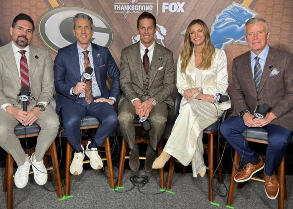 Tom Brady reflects on ‘special’ Thanksgiving weekend in new family photos