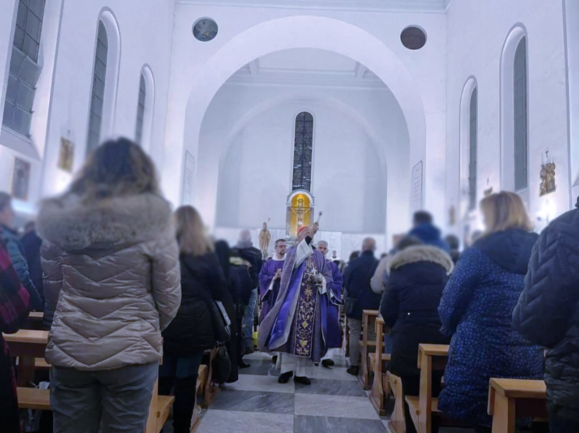 Nuova profanazione dopo il sacrilegio di Ostia: chiusa la Cappella di ...