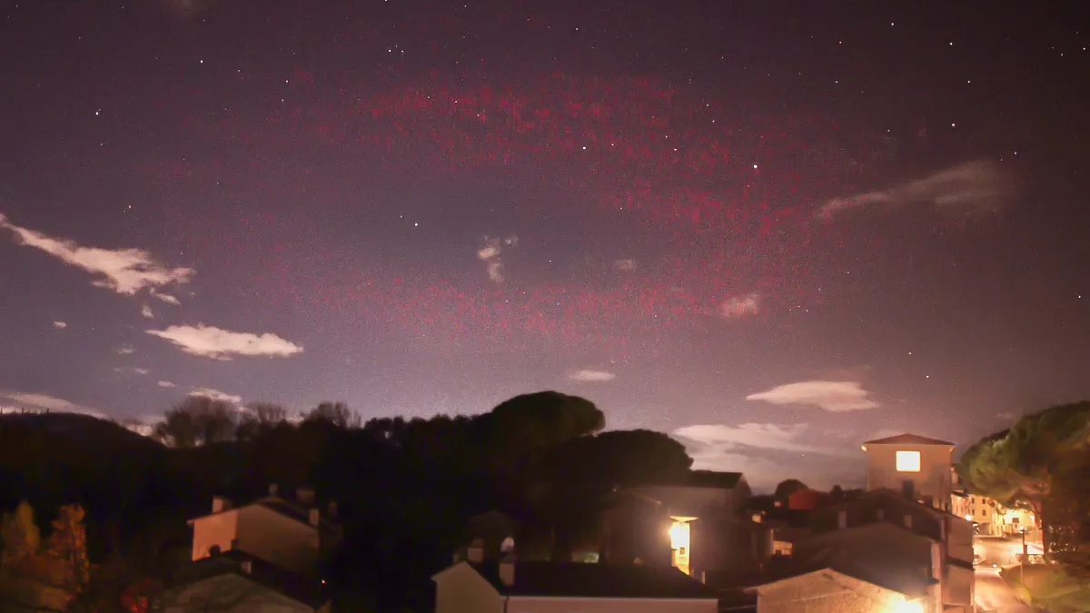 Photographer Captures Near-Impossible Snapshot of Rare 'ELVES' Lightning