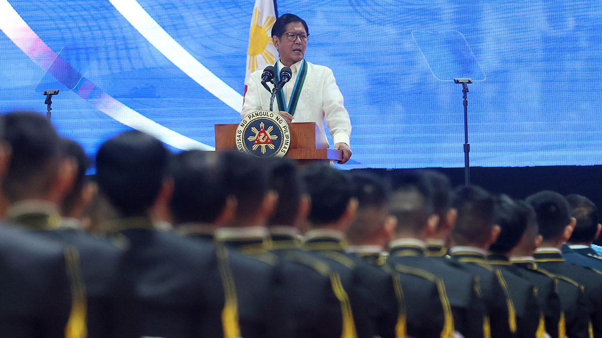 Marcos to new AFP officers: Stay loyal to republic