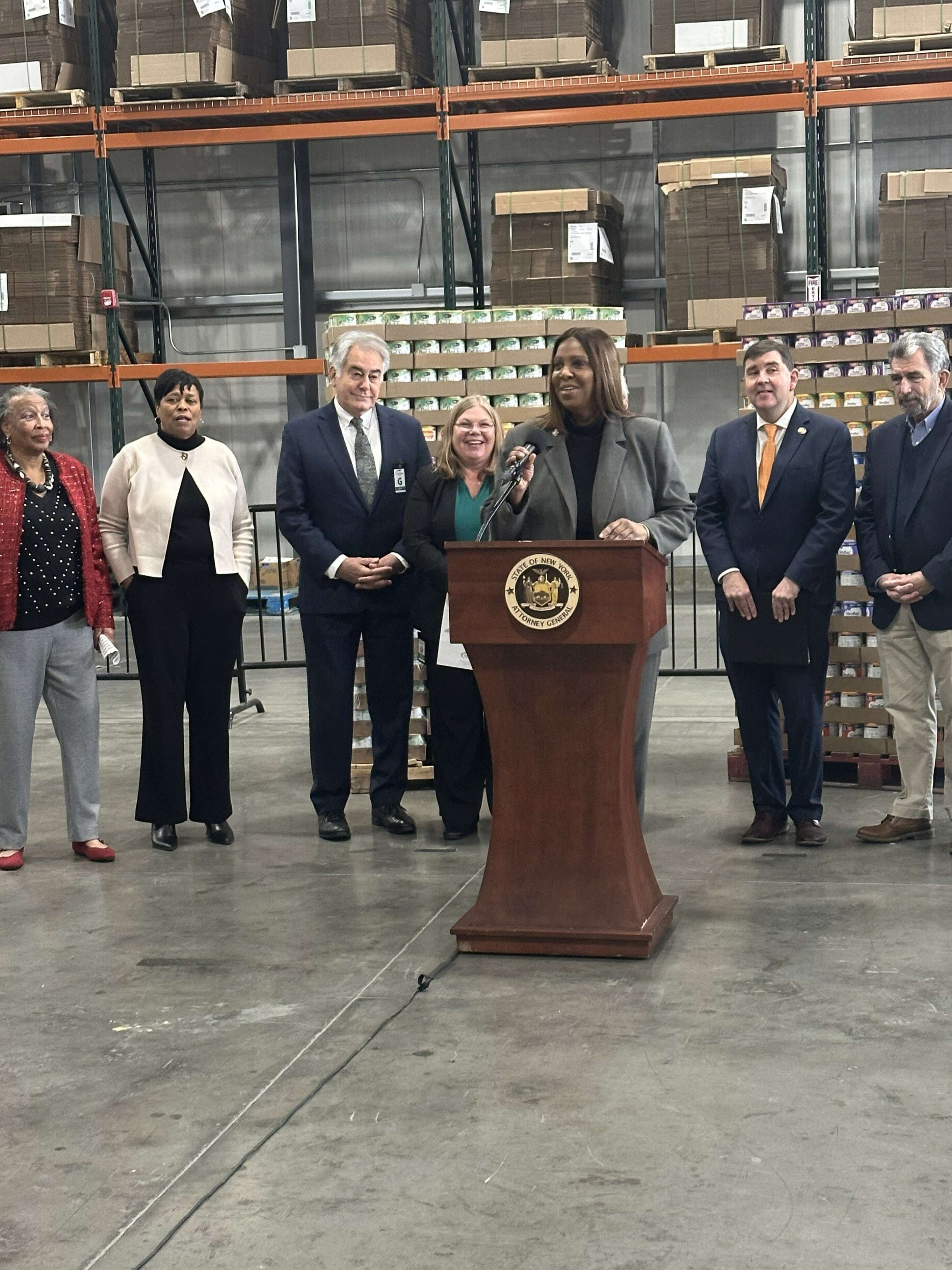 Central NY to get 7,000 cans of infant formula from price-gouging ...