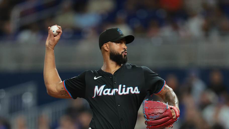Yankees Could Be Perfect Landing Spot for Marlins Star Pitcher