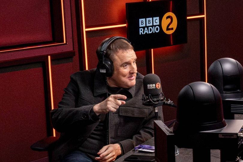 Peter Kay details battle with weight loss as he admits he's tried ...