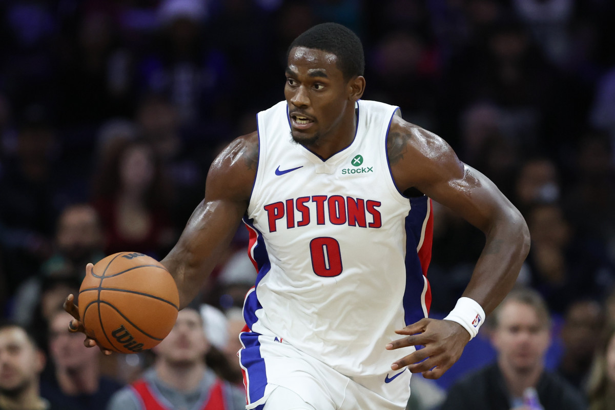 Fantasy trade deadline guide: Who to buy, sell, or hold right now