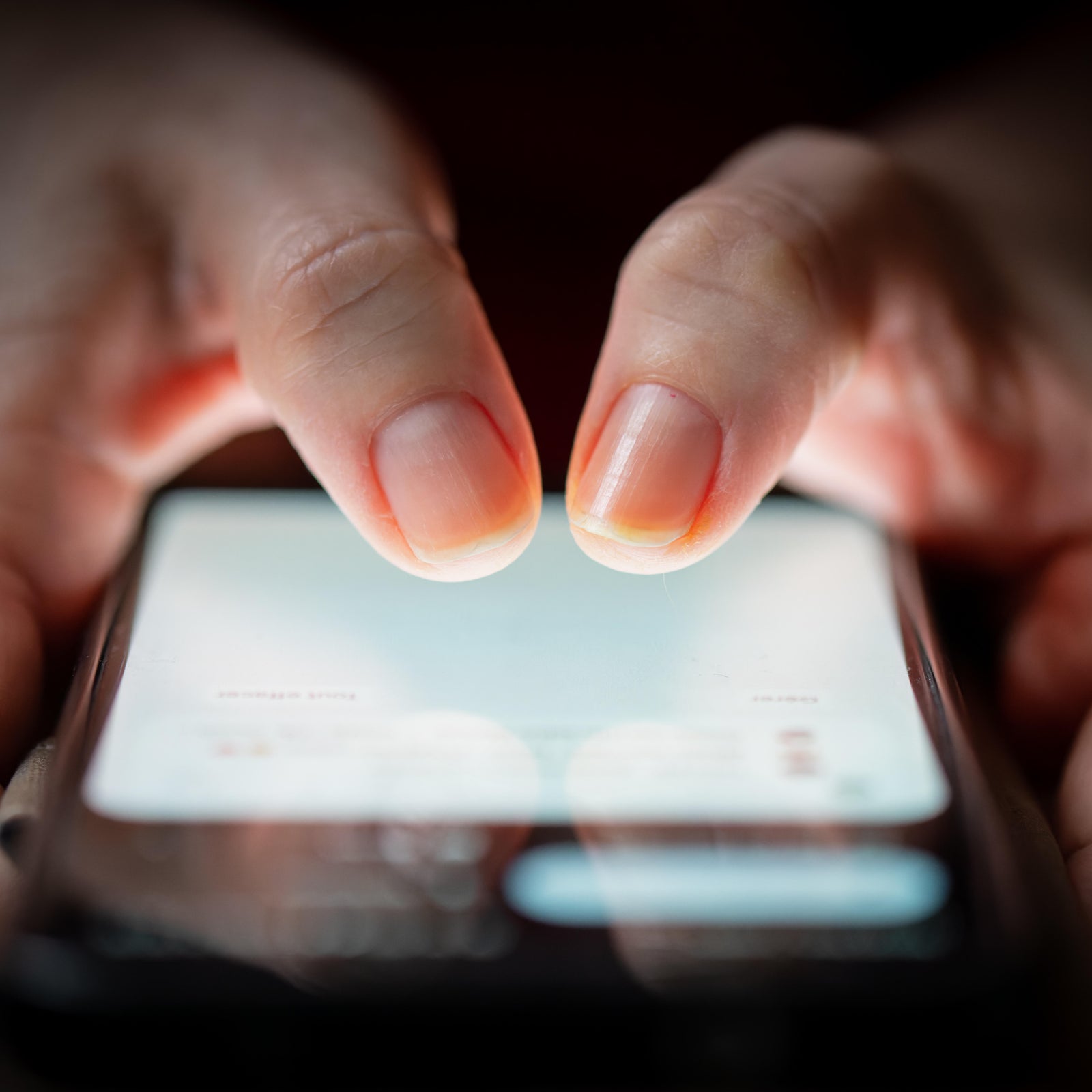 Kids with smartphones by age 12 at higher risk of health issues, study says
