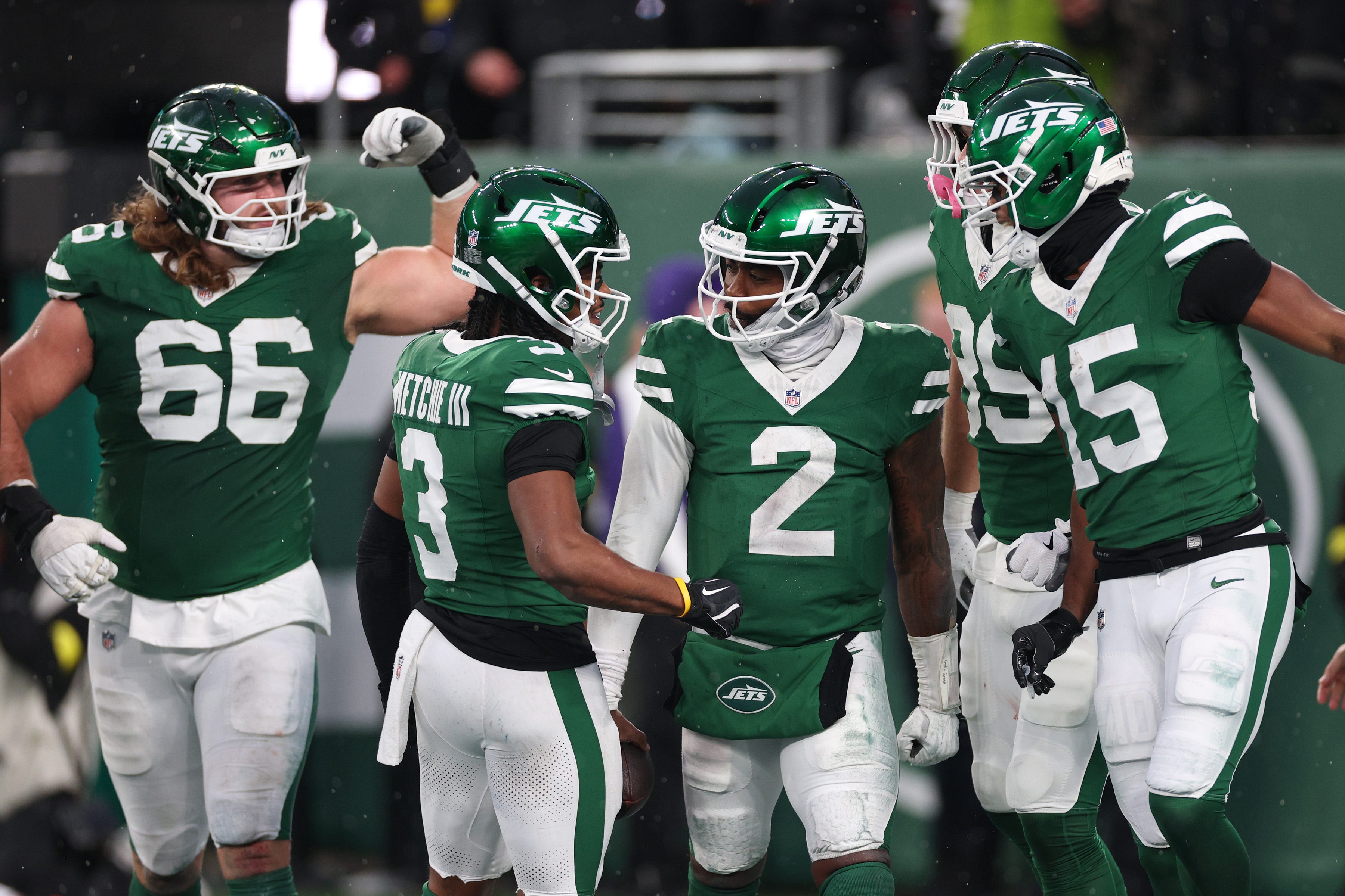 NY Jets vs Dolphins predictions. Our expert picks for NFL Week 14 game