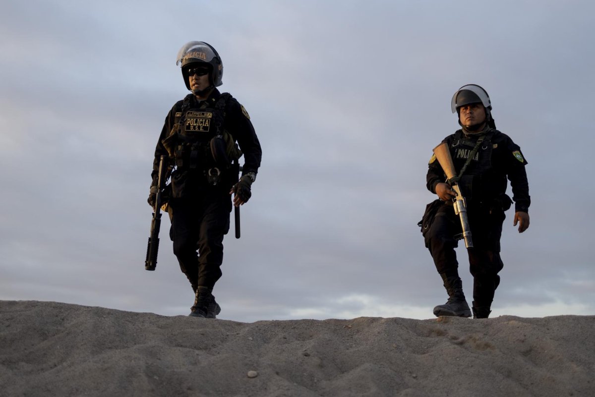 New migration restrictions in Peru spark conflict at border with Chile