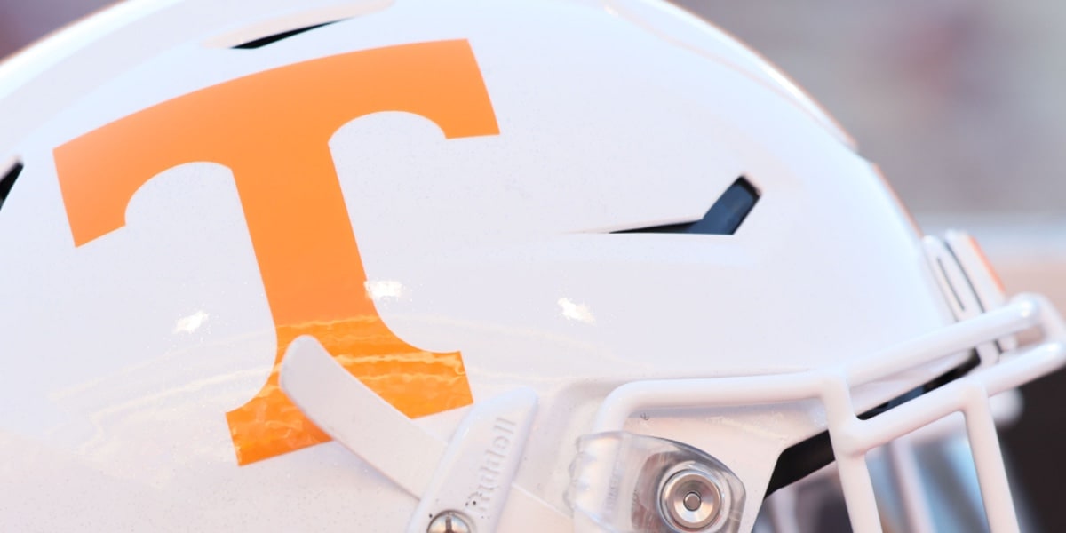 Tennessee DL Kellen Lindstrom plans to enter NCAA Transfer Portal