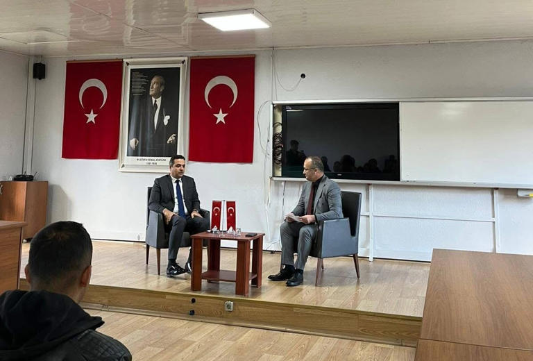 Geleceğin tapu teknikerlerine Kaymakam Dalak’tan mesleki rehberlik