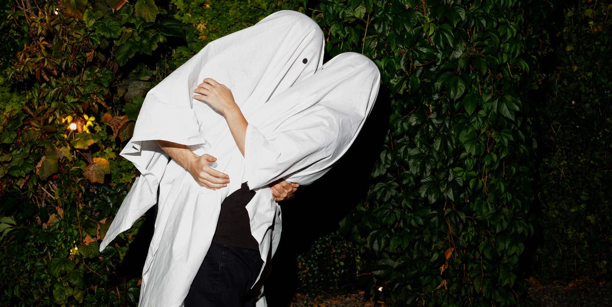 Is Ghostlighting the Most Toxic Dating Trend Yet?