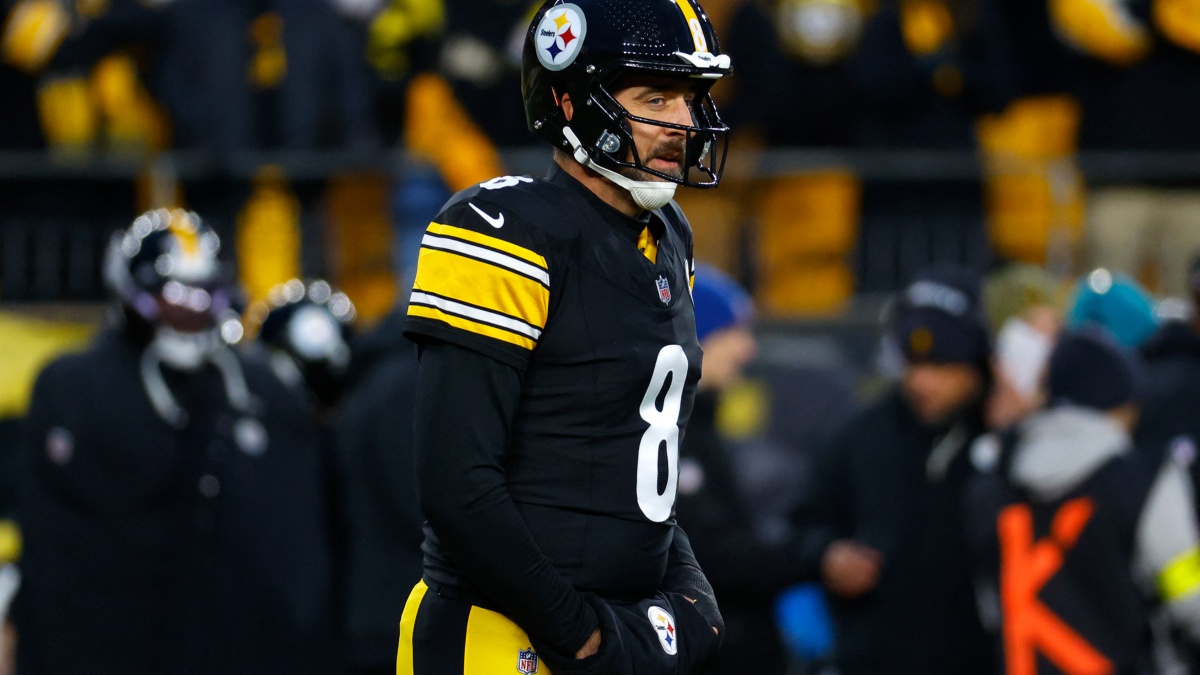 NFL: Aaron Rodgers Blasts Steelers' Receivers After a Boo-Worthy Loss
