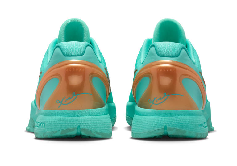 Official Look at Jalen Brunson's 'Statue of Liberty' Nike Kobe 6