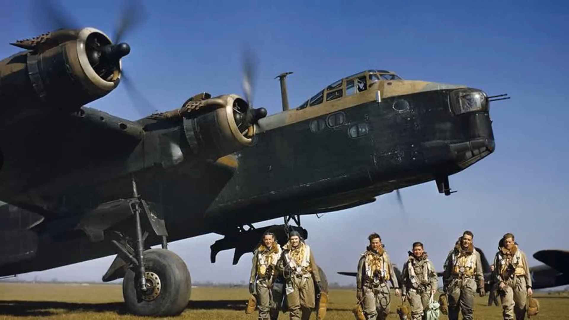 Short Stirling: Britain’s Forgotten Pathfinder Giant
