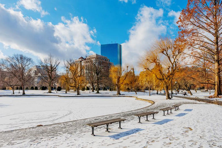 Massachusetts among 30 states under winter storm alert with heavy snow ...