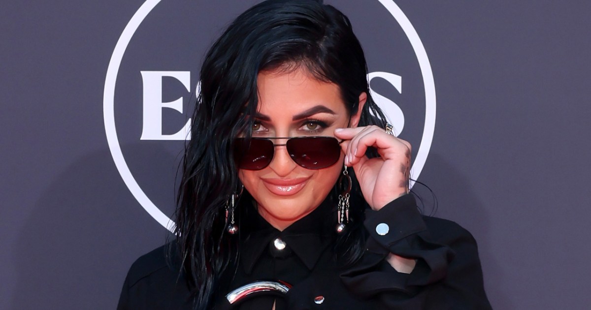 Daria Berenato (Sonya Deville) Set To Star In ‘Gay Zombies' Themed ...