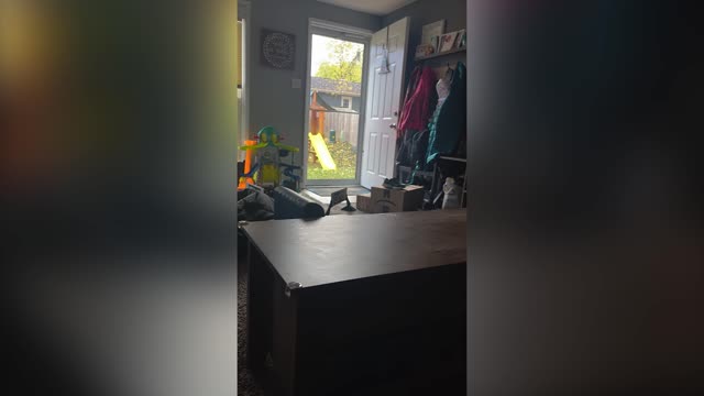 Sister fighting leukemia receives surprise visit from her military brother