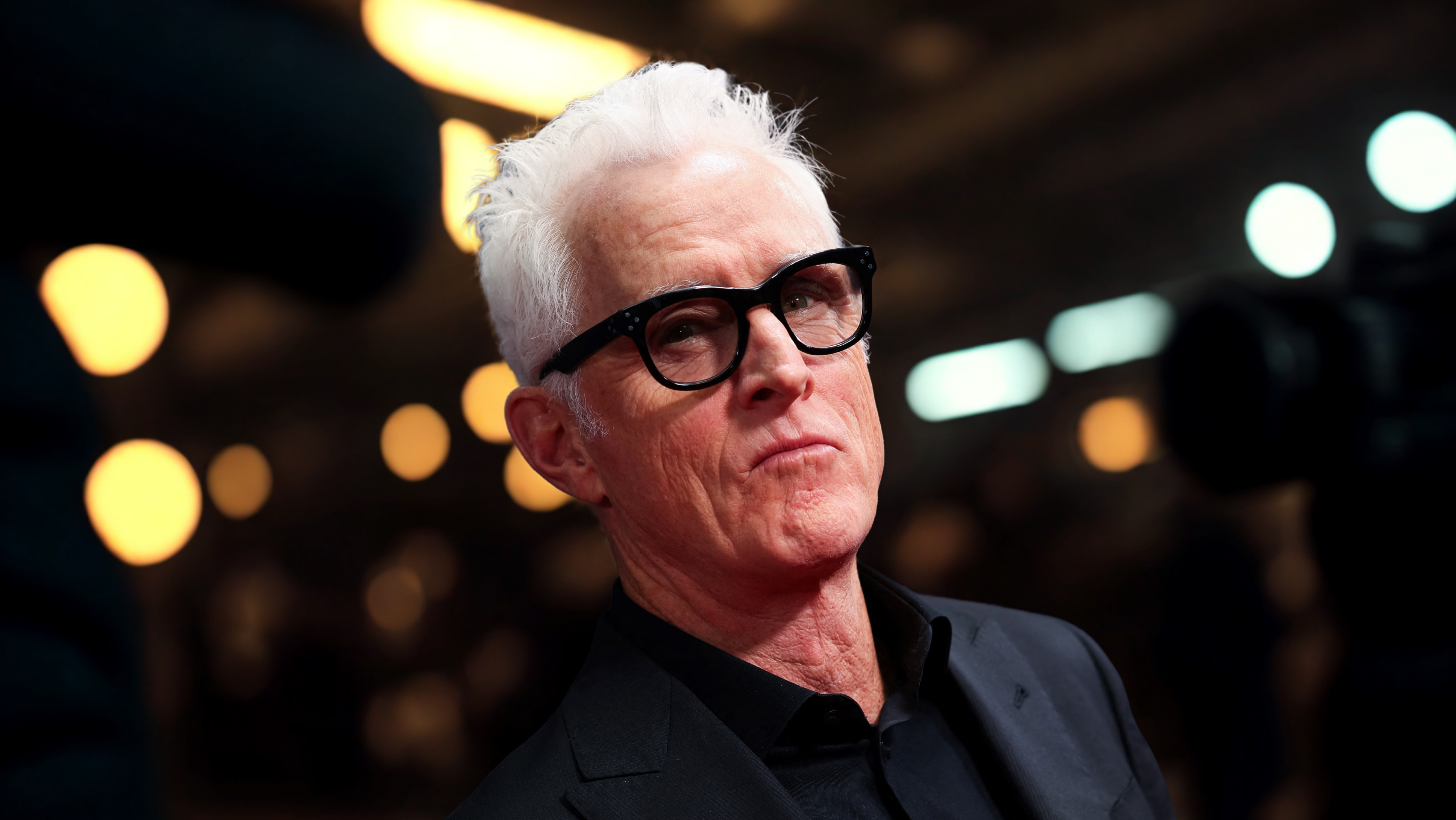 John Slattery recuerda su breve encuentro con su coprotagonista de ...