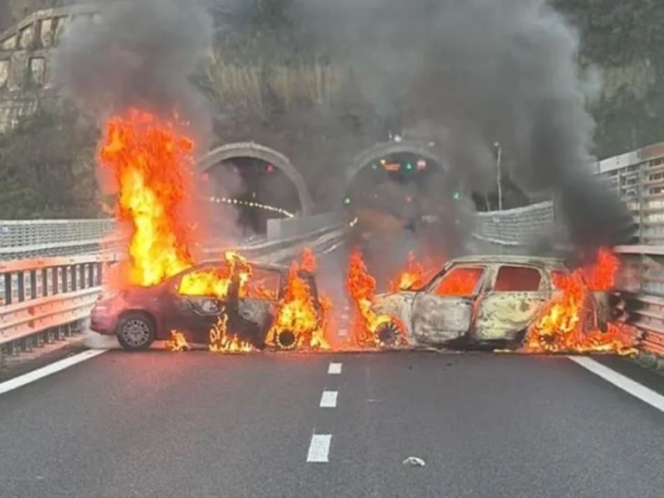 Ιταλία: Κινηματογραφική ληστεία σε χρηματαποστολή με λεία 2 εκατομμύρια ...