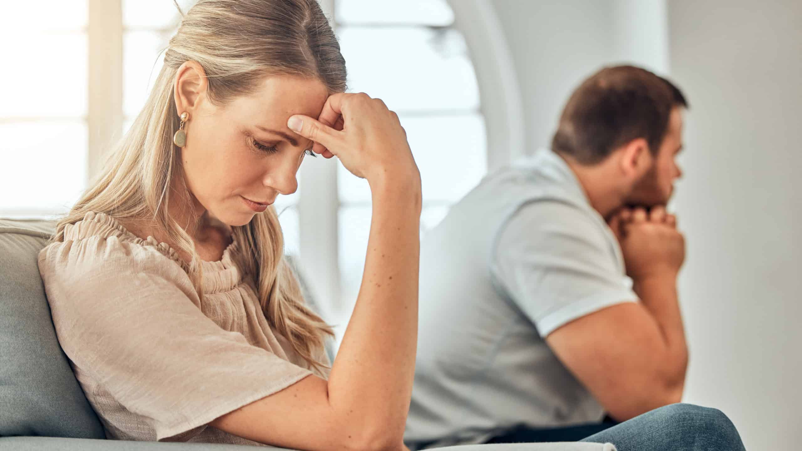 10 actions that suggest someone is pulling away