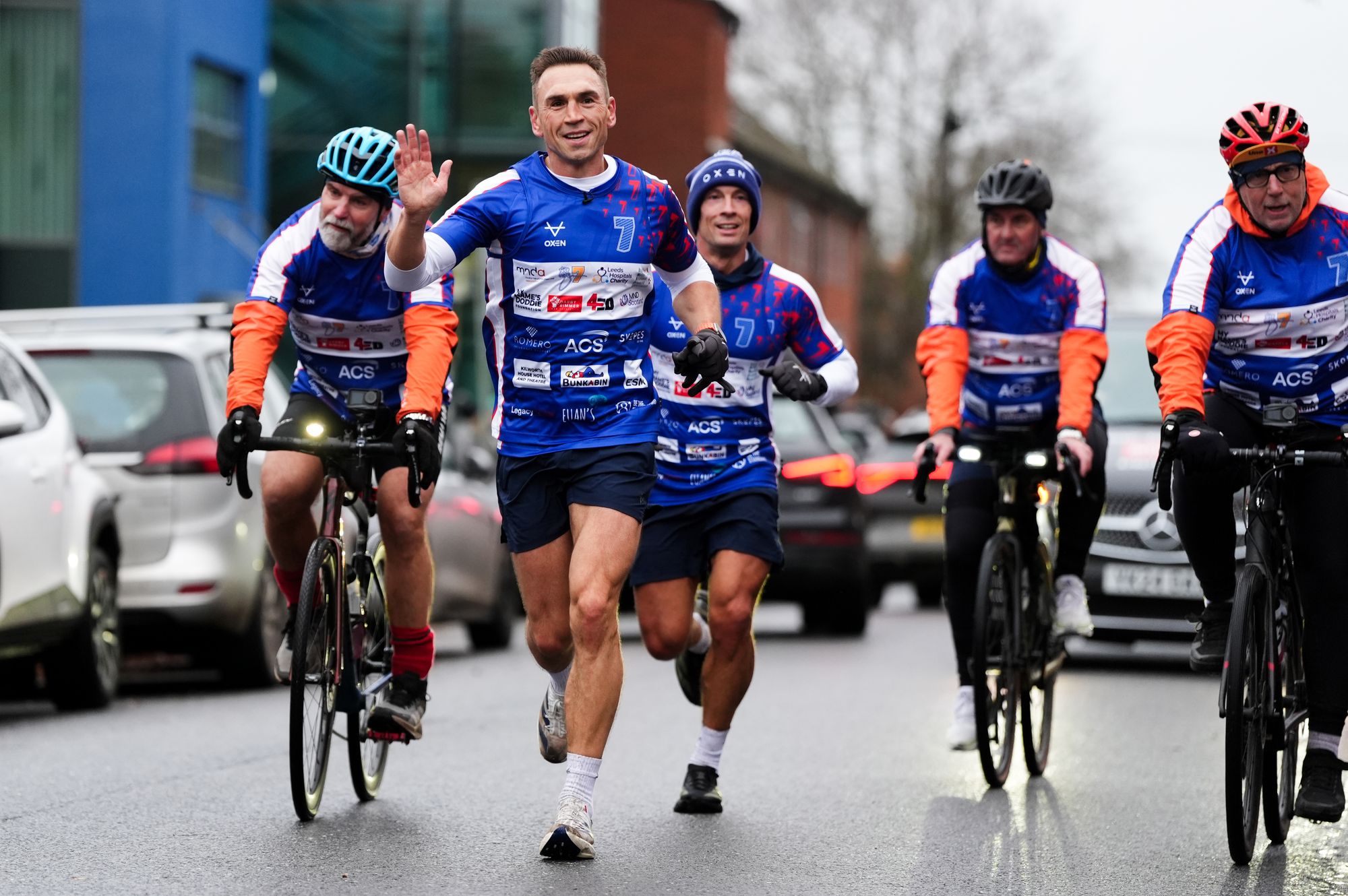 Kevin Sinfield: Come out to see Rugby legend set off on ultra-marathon ...