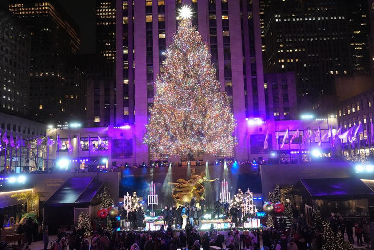 How big was the tallest Rockefeller Center Christmas tree ever?