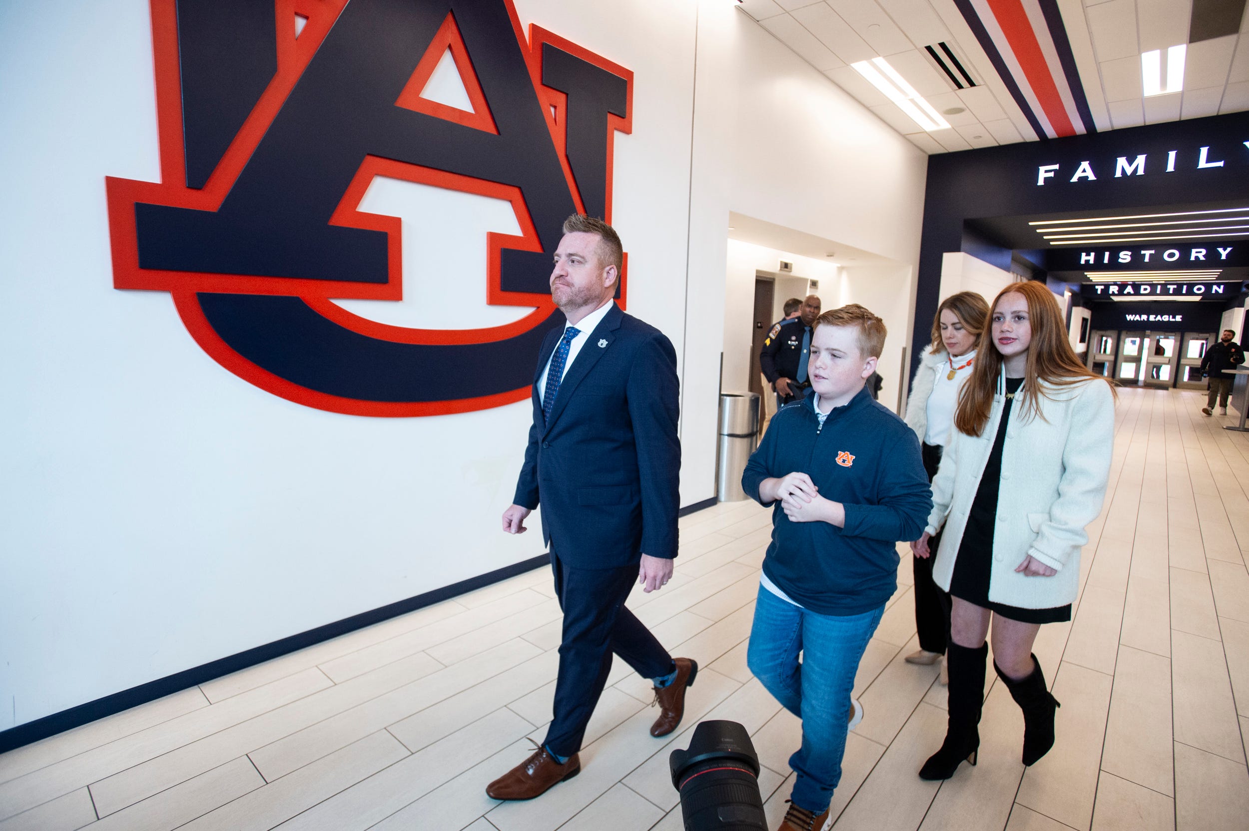 What's Alex Golesh making as Auburn football's coach? Payment details