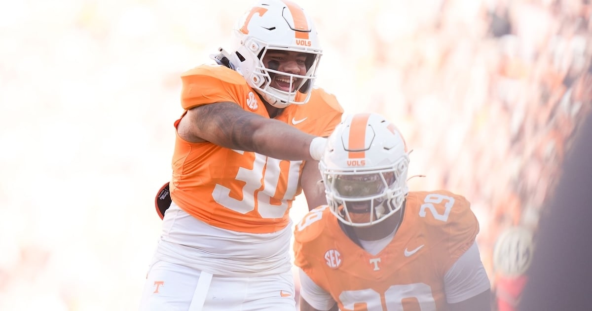 Tennessee DL Jamal Wallace plans to enter NCAA transfer portal