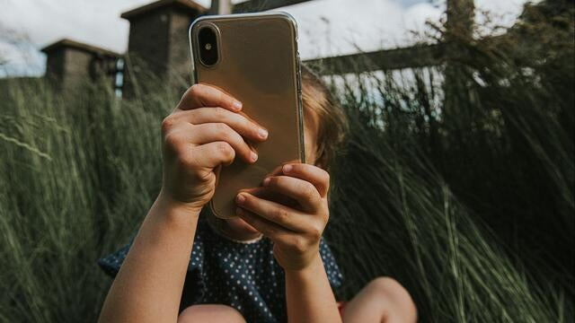 Kids who get smartphones too young face higher health risks, study finds