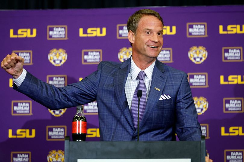 LSU and NFL legend quickly extends offer to Lane Kiffin to join his ...