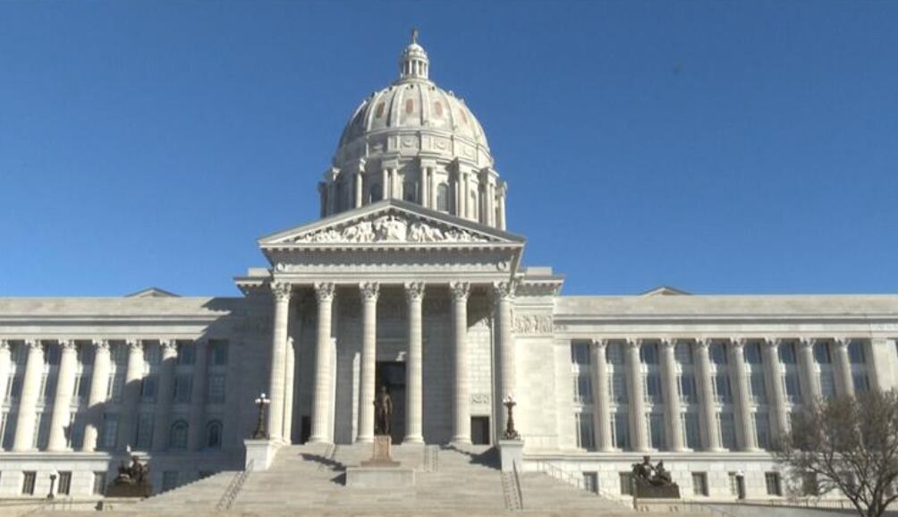 Missouri lawmakers set new record for pre-filed bills ahead of 2026 ...