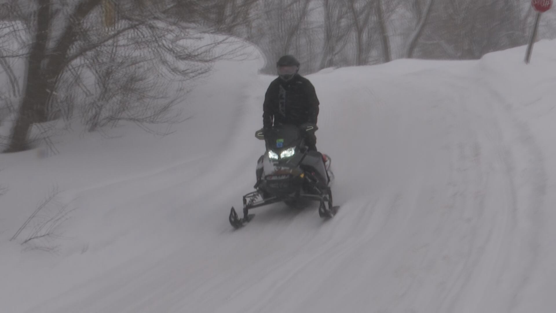 Snowmobile season begins in Upper Michigan