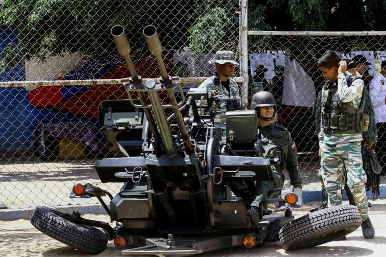 Maduro’s forces prepared for guerrilla war, ‘anarchization’ if the US ...