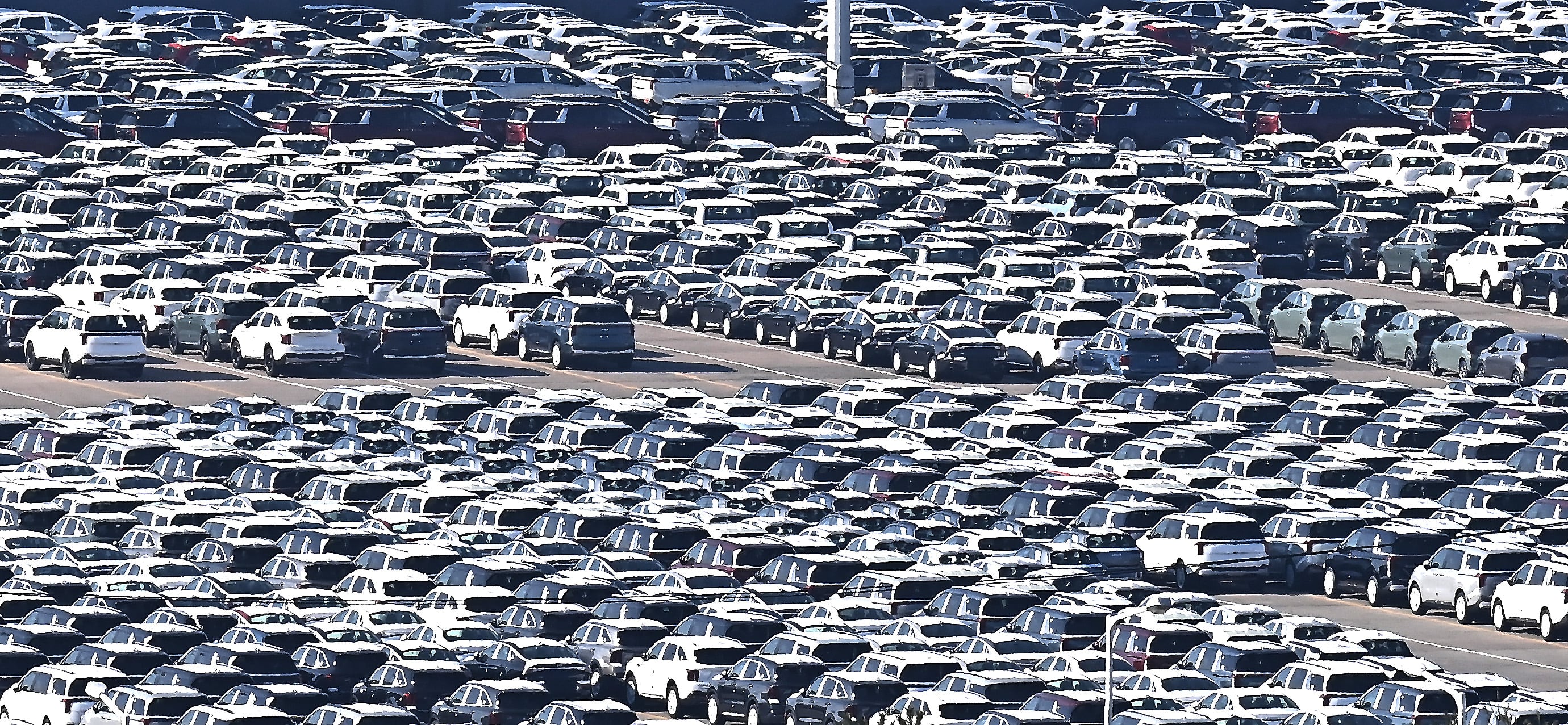 U.S. Reduces Korean Car Tariffs to 15%