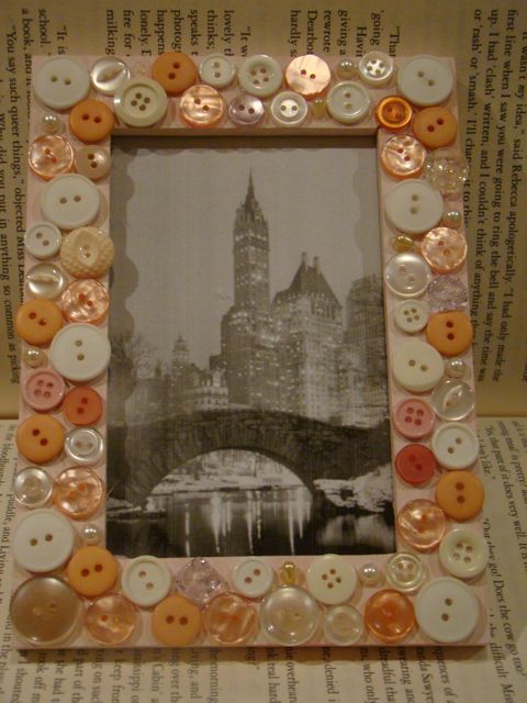 Creative Decor Ideas with Old Buttons