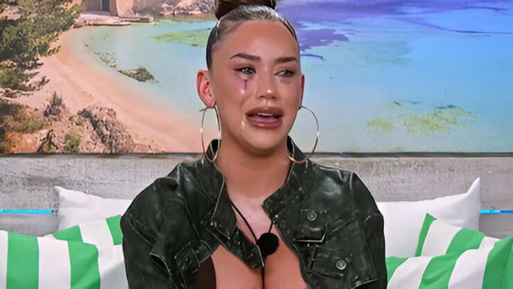 Love Island Australia Season 7 fans call out Gabby for her 'disgusting ...