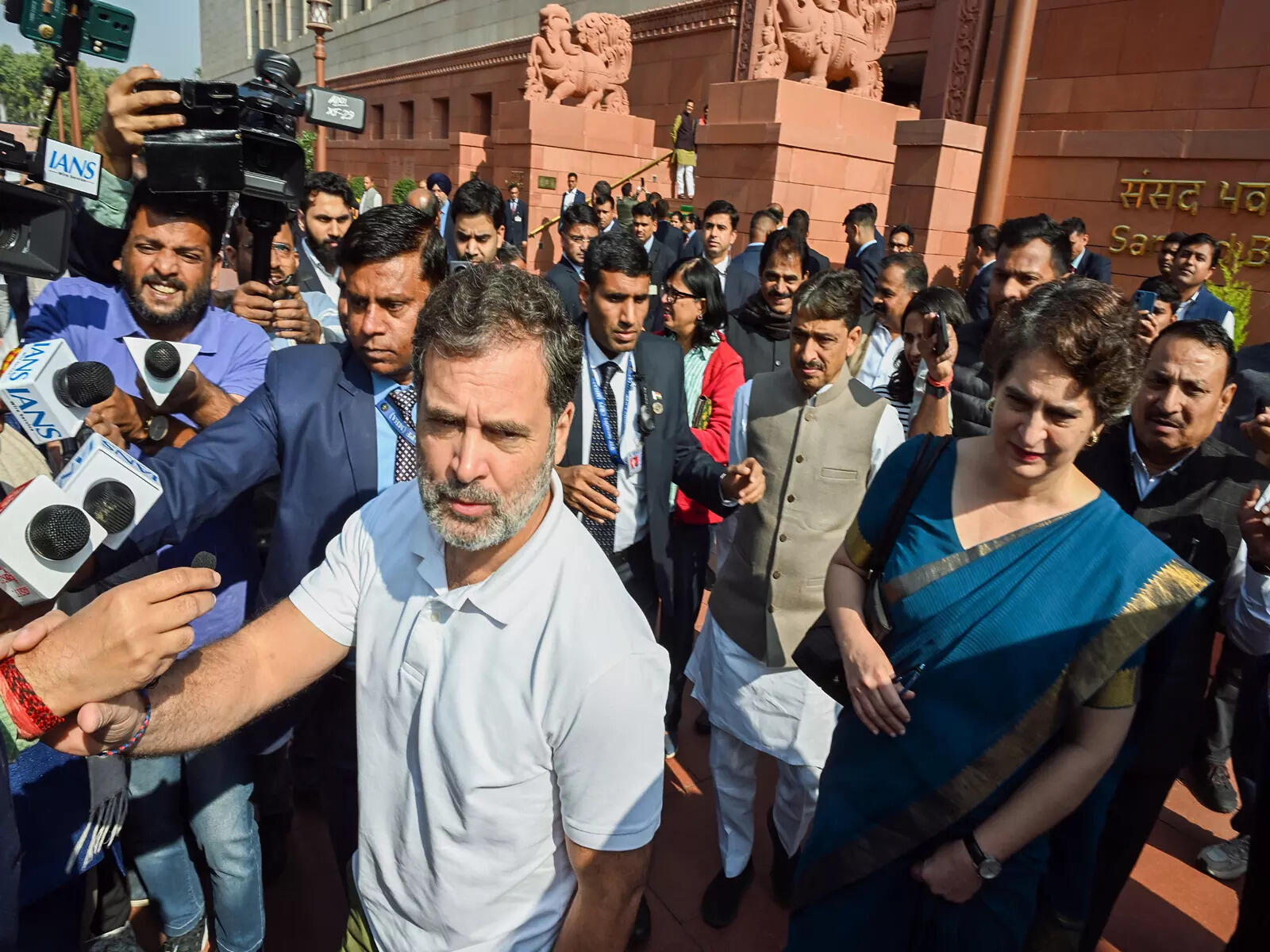 SIR stir to continue in Parliament, INDIA bloc to protest outside Makar ...