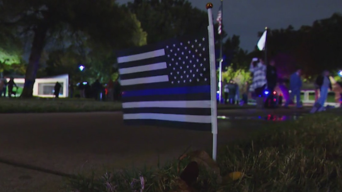 Fort Worth honors fallen Officer Henry Nava Jr. 20 years after death