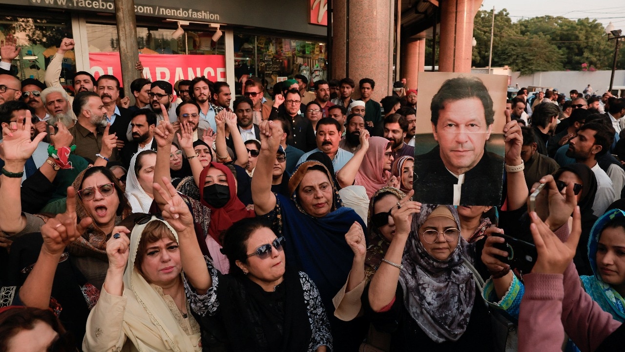 Imran Khan supporters plan protests in Islamabad, Rawalpindi; big ...
