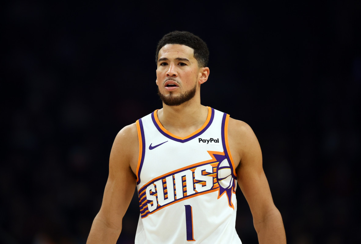 Suns Announce Devin Booker News After Leaving Lakers Game