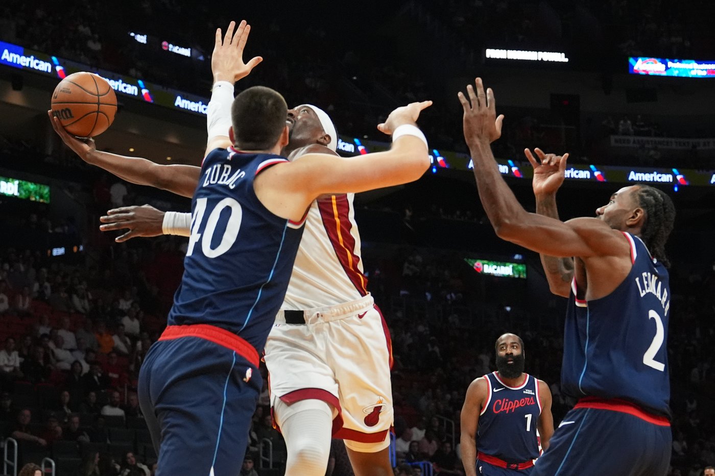 Heat use 30-2 run to pull away, tie franchise record with 24 3-pointers ...
