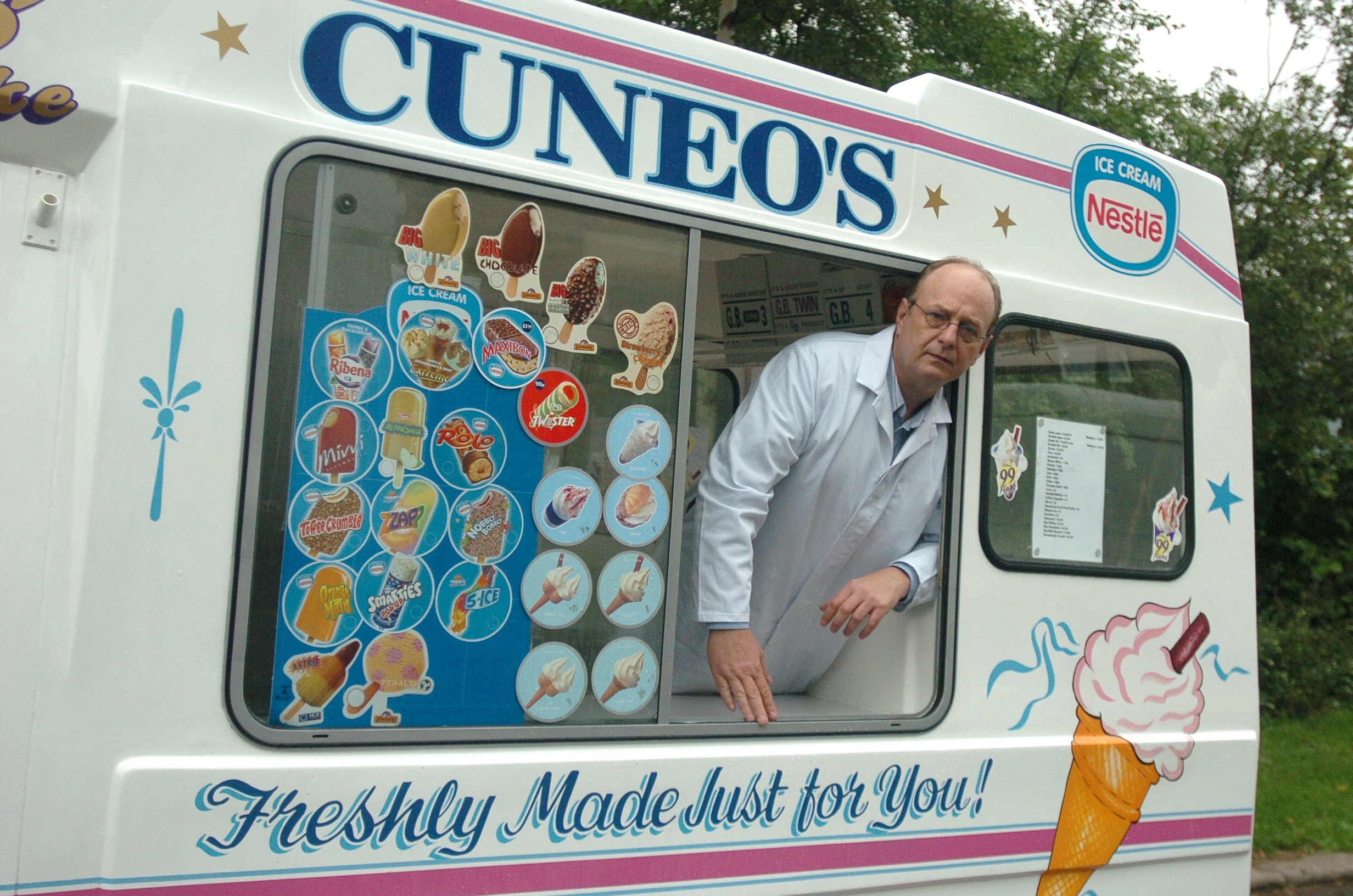 Sheffield parks: Cuneo's ice cream van faces ban from Rivelin Valley ...