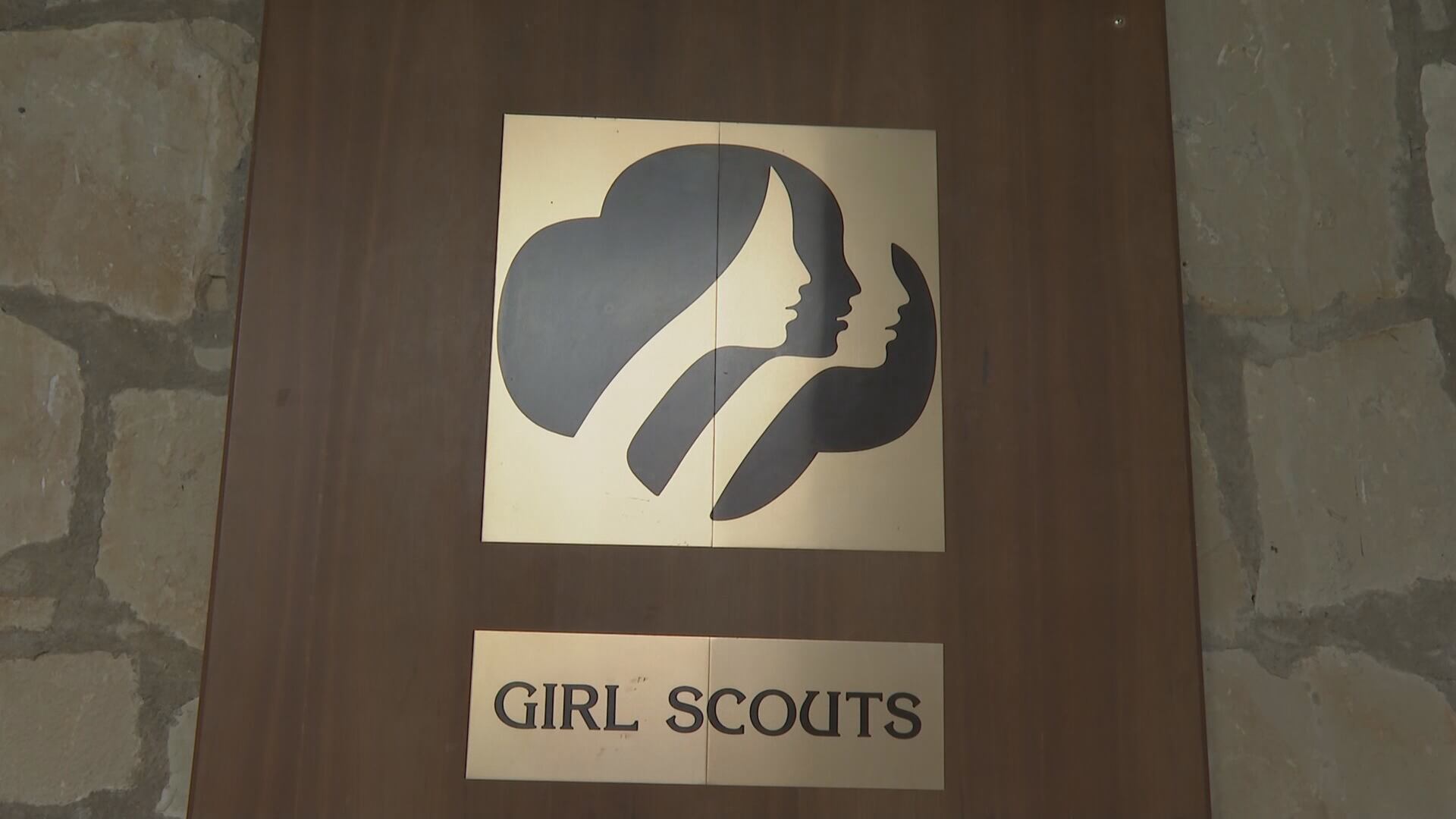 New Texas legislation cancels volunteer-run Girl Scout camp
