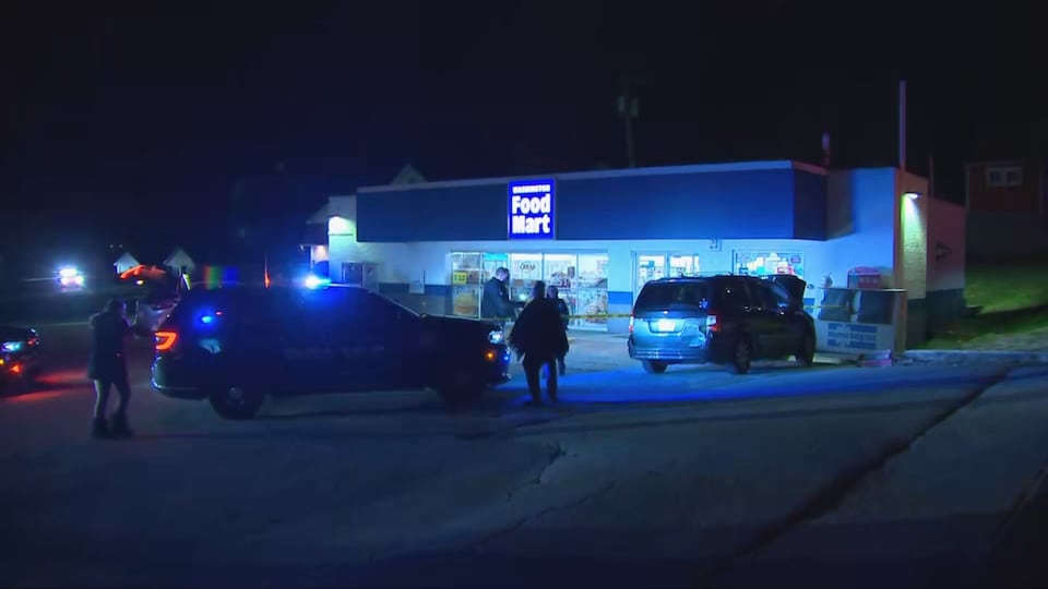 Woman shot multiple times during robbery at Washington County store ...